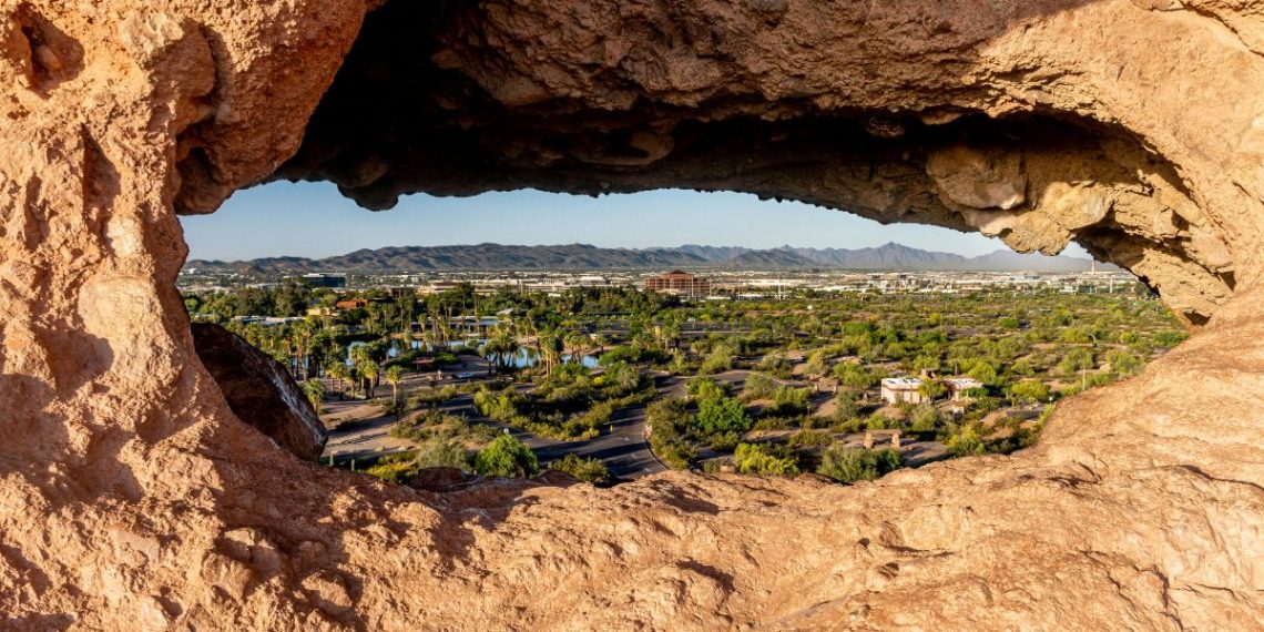 Papago Park: Phoenix’s Iconic Red Rock Landmark - InfoArizona.com